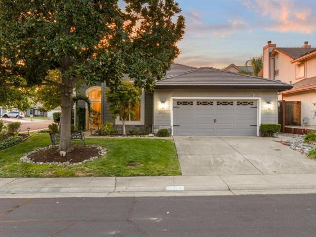 5401 Sandpiper Ct, Rocklin, CA 95765