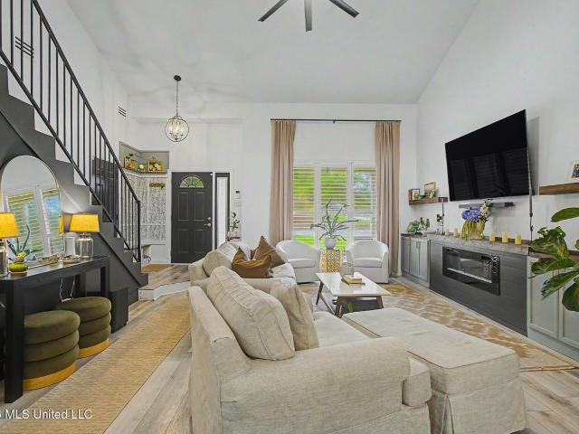 5401 Sioux Drive