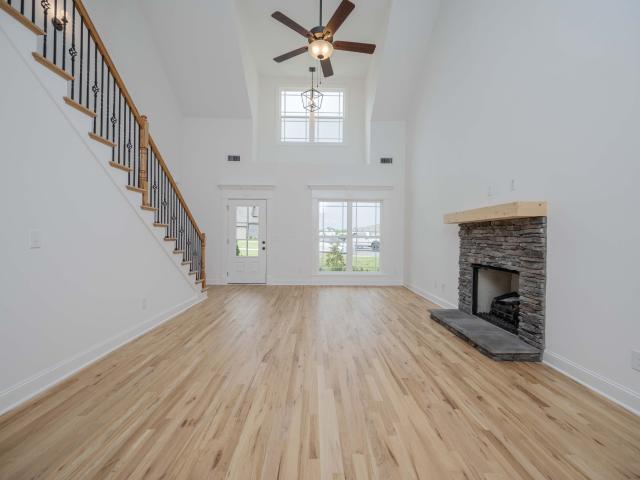 5401 Vermillion Ct