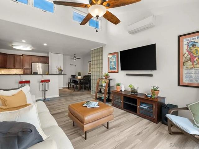 5402 Balboa Arms Dr Unit 415, San Diego, CA 92117
