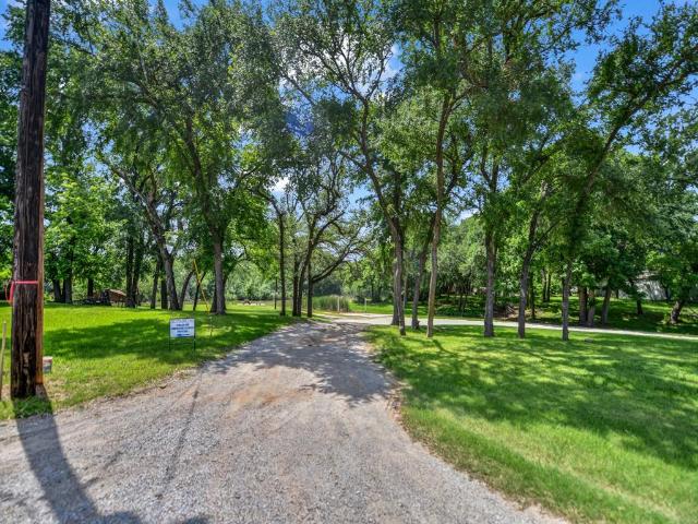 5402 Clear View Drive