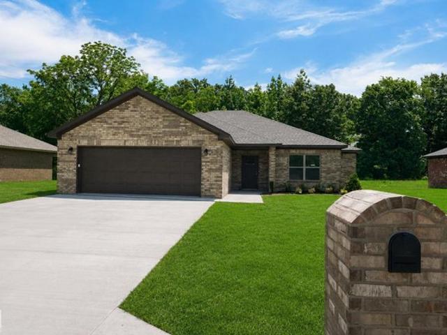 5402 Lotus St, Jonesboro, AR 72404