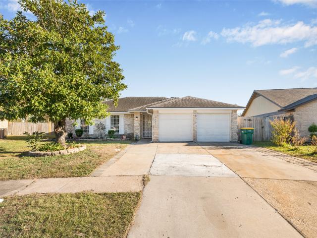 5403 Greenhill Forest Dr, Houston, TX 77088 | MLS #63713 | Compass