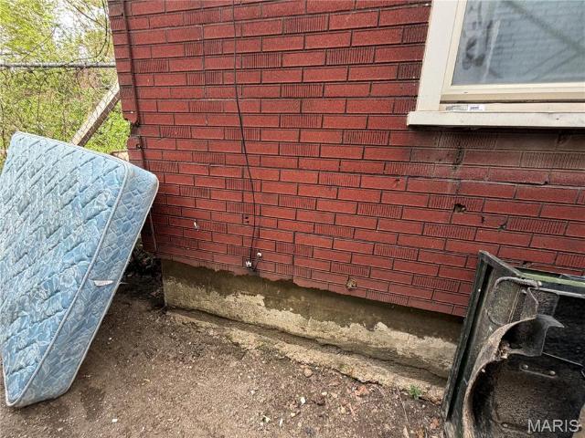 5403 Helen Ave, St. Louis, MO 63136 | MLS #26024