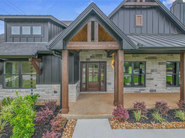 5403 Woodland Park Drive
