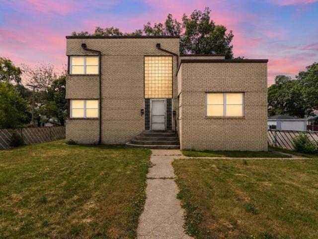540 165th St, Hammond, IN 46324