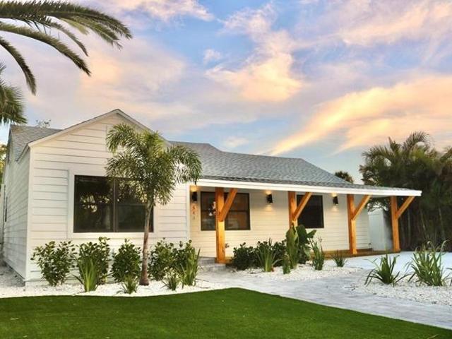 540 77th Ave, Saint Pete Beach, FL 33706