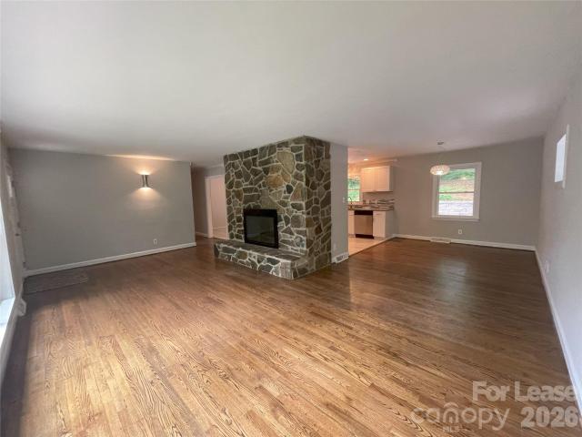540 Carolyn Lane