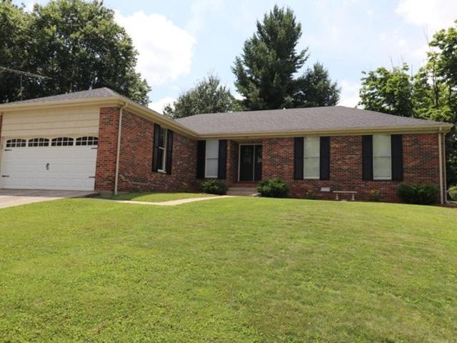 540 Cedar Ln, Batesville, IN 47006