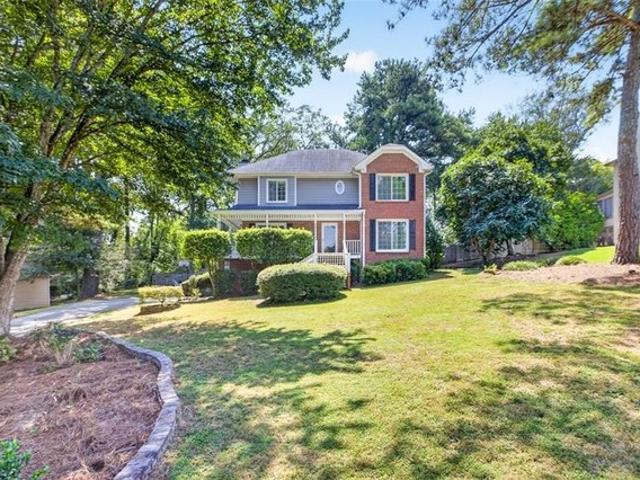 540 Clear Lake Ln, Suwanee, GA 30024
