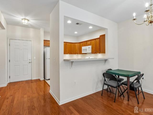540 Cranbury Road 115