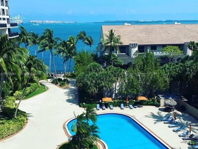 540 Brickell Key Dr Apt 705, Miami, FL 33131