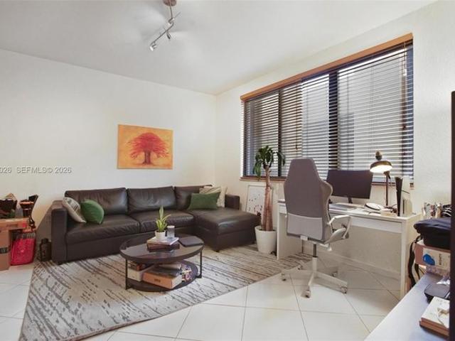 540 Brickell Key Dr Apt 308, Miami, FL 33131