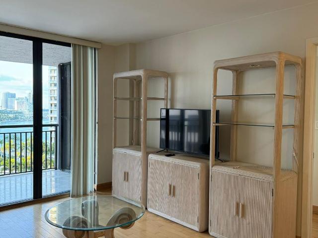 540 Brickell Key Dr, Unit 1214, Miami, FL 33131 | MLS #F10511