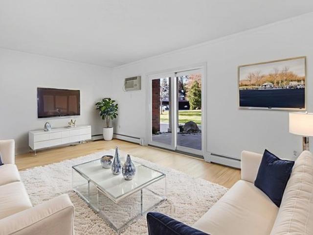 540 Georgetown Dr Apt 25, Traverse City, MI 49684