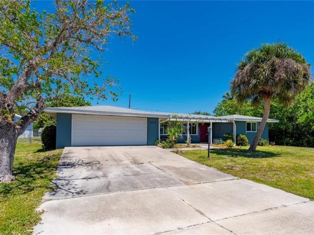 540 Grove Ave NW, Port Charlotte, FL 33952