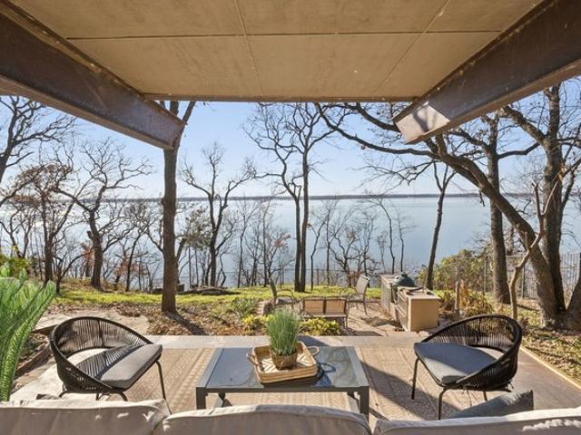540 Diamond Point Dr, Oak Point, TX 75068