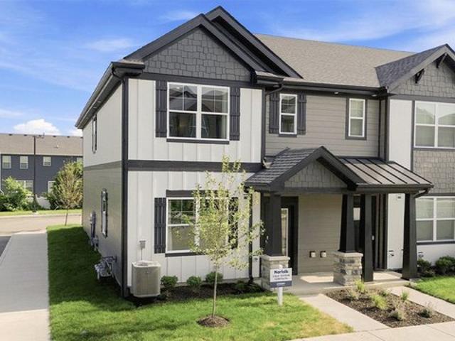 540 E 120th Pl, Crown Point, IN 46307
