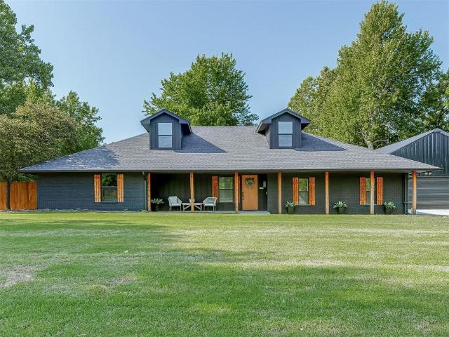 540 E Suera Terrace
