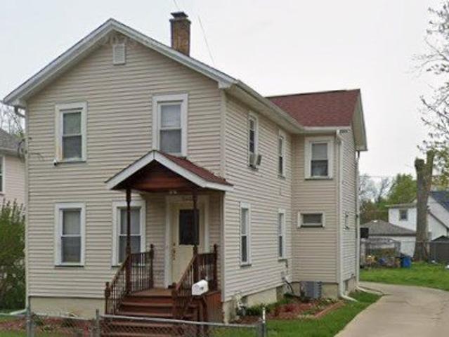 540 Hoyles Ave, Aurora, IL 60505