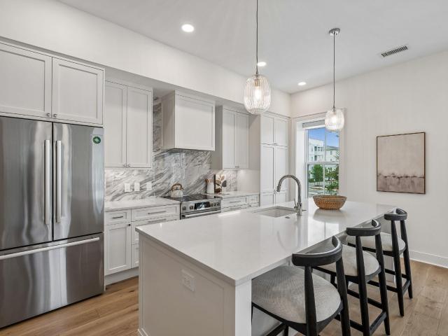 540 Helmsman St, Unit 1222, Charleston, SC 29492 | MLS #26019