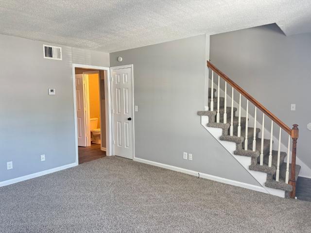 540 Hietts Ln # 8