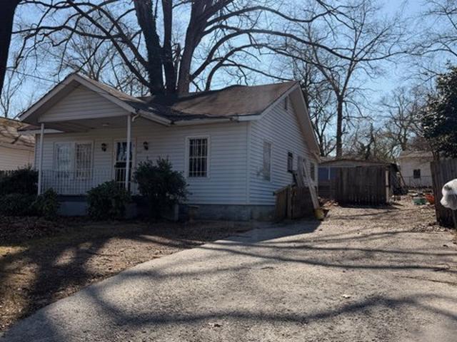 540 Lake Dr, Atlanta, GA 30354