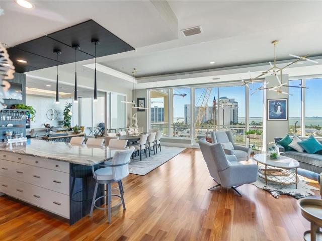 540 N Tamiami Trail, Unit 702, Sarasota, FL 34236 | MLS #A4671