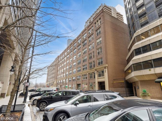 540 N Lake Shore Dr, Unit 421, Chicago, IL 60611 | MLS #12601 | Compass