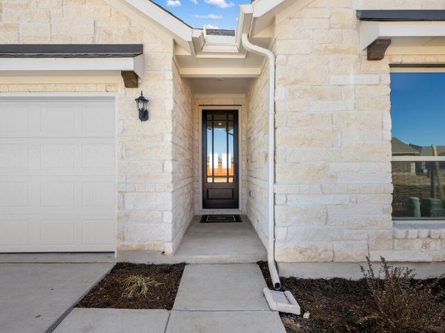 540 Redding Way