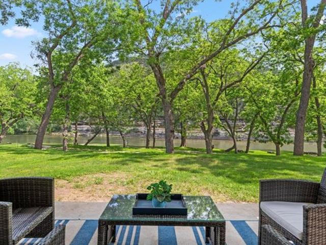 540 River Run Apt 113, New Braunfels, TX 78132