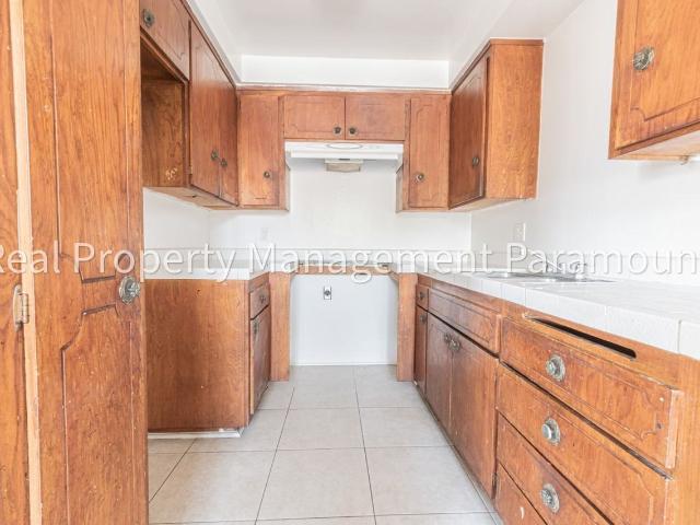 540 W Queen Street 2 Bedroom Apartment for Rent at 540 W Queen St, Inglewood, CA 90301