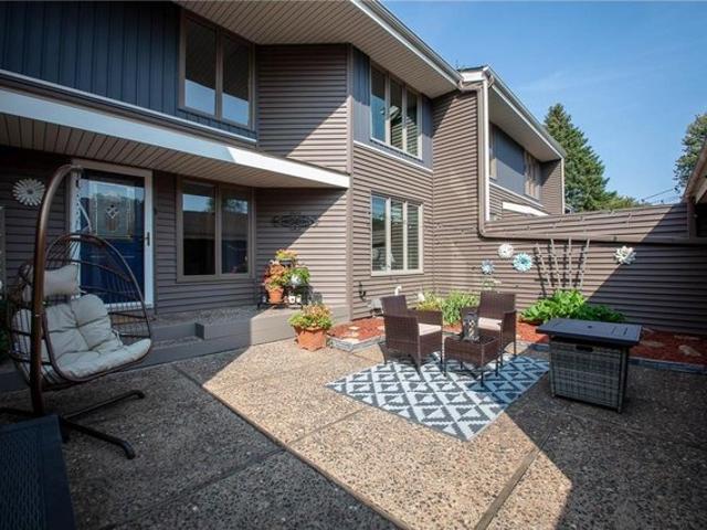 540 Woodhill Dr Apt 71, Roseville, MN 55113