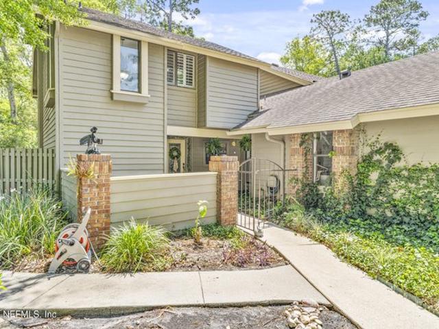 540 Willow Oak Ln, Orange Park, FL 32073