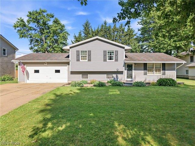 540 Utah Ave, McDonald, OH 44437