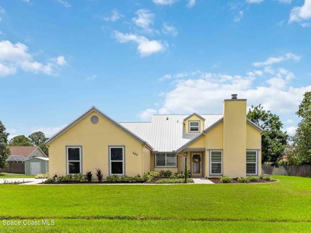 540 Vermont St NE, Palm Bay, FL 32907