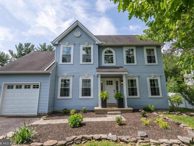 540 Zinn Dr, Southampton, PA 18966