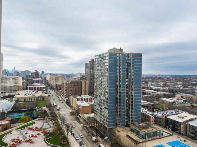 5415 n sheridan road # 4112
