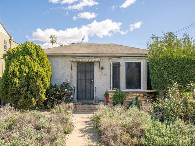 5415 Pickford St, Los Angeles, CA 90019 | MLS #CV26031 | Compass