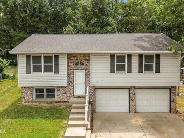 5415 Scherr Dr, Jefferson City, MO 65109
