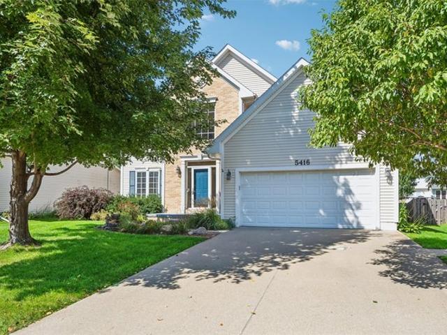 5416 NW 92nd St, Johnston, IA 50131