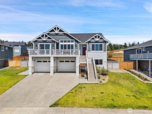 5416 Lonicera Dr, Blaine, WA 98230