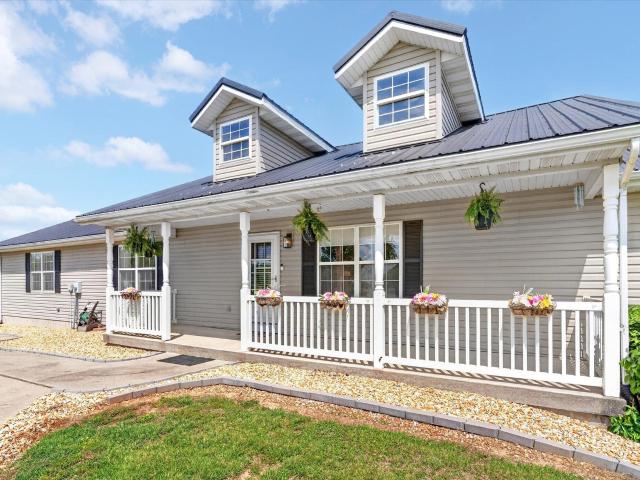 5416 S 165th Road