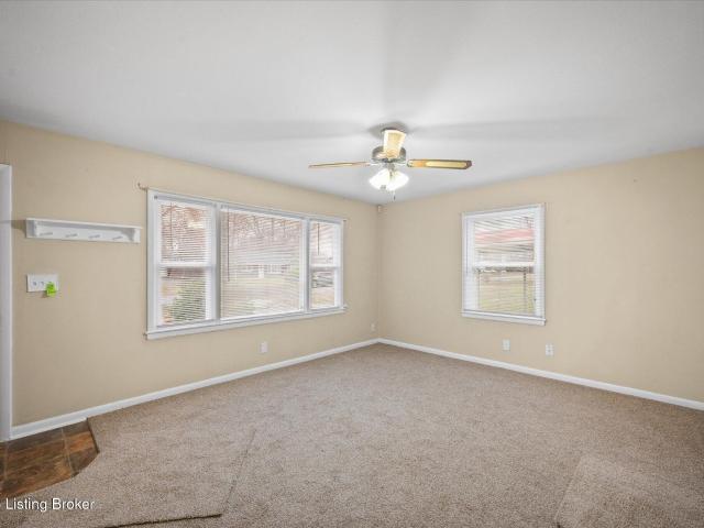 5416 Sir Barton Rd