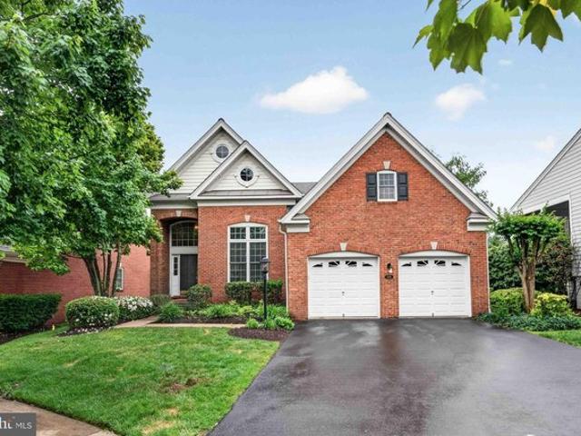5416 Zoysia Ct, Haymarket, VA 20169
