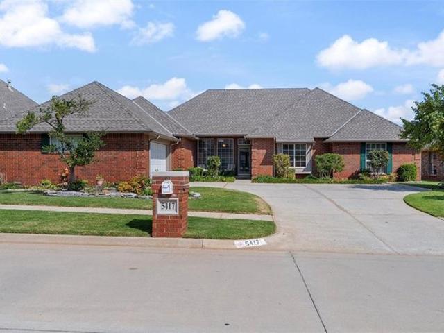 5417 NW 106th St, Oklahoma City, OK 73162