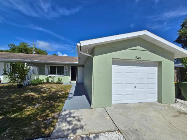 5417 Desoto Place