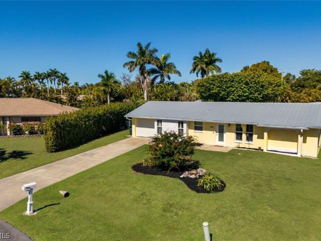 5417 Loyola Ln, Fort Myers, FL 33908 | MLS #2026010 | Compass