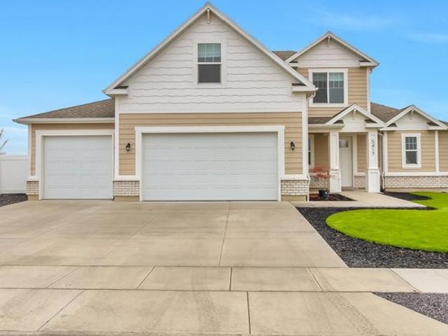 5417 W 3850 S, Hooper, UT 84315