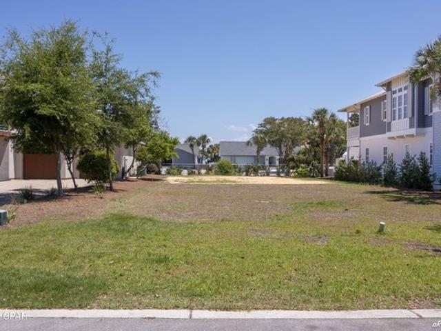 5418 Hopetown Ln, Panama City Beach, FL 32408